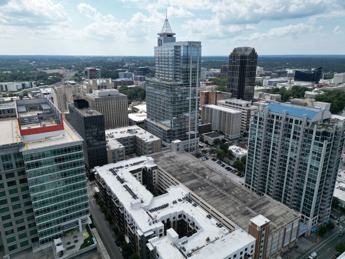 YouTube | 4K Downtown Raleigh Drone Tour – Phil Veasley
